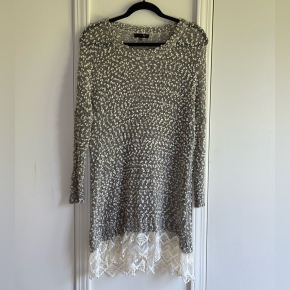 Ryu | Dresses | Ryu Black And Cream Knit Sweater Dress With Lace Hem ...